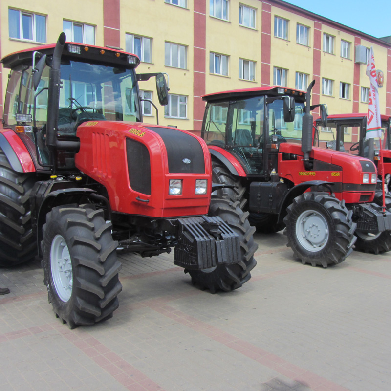 Tour Minsk tractor plant (MTZ)